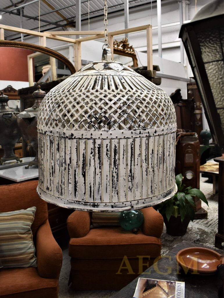 LARGE AND DECORATIVE VINTAGE ART METAL LATTICEWORK CAGE - AEGM