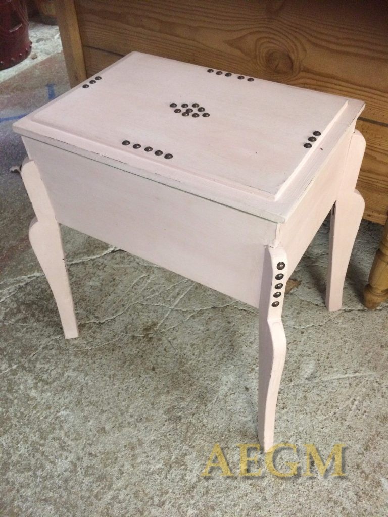sewing box/table - AEGM