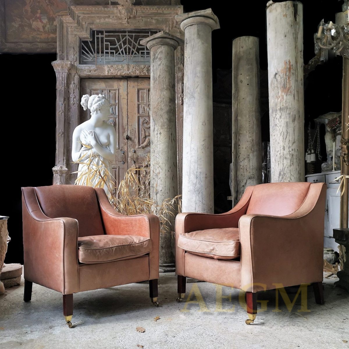 LARGE AND DECORATIVE VINTAGE ART METAL LATTICEWORK CAGE – AEGM